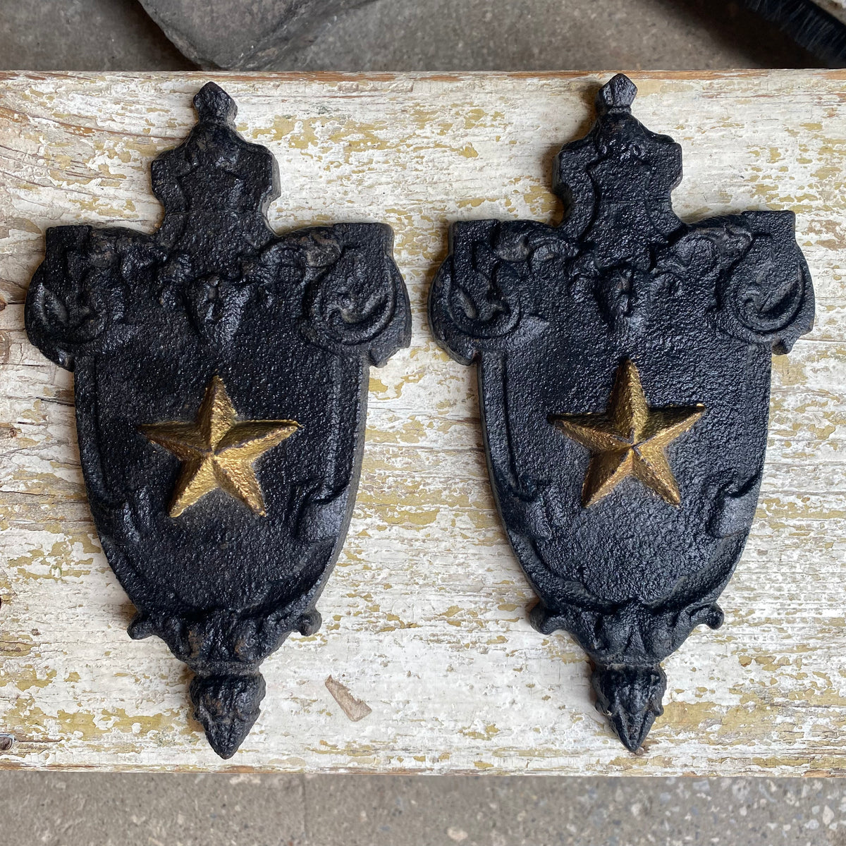 Pair of Antique Cast Iron Plaques – Blackbird Vintage Finds